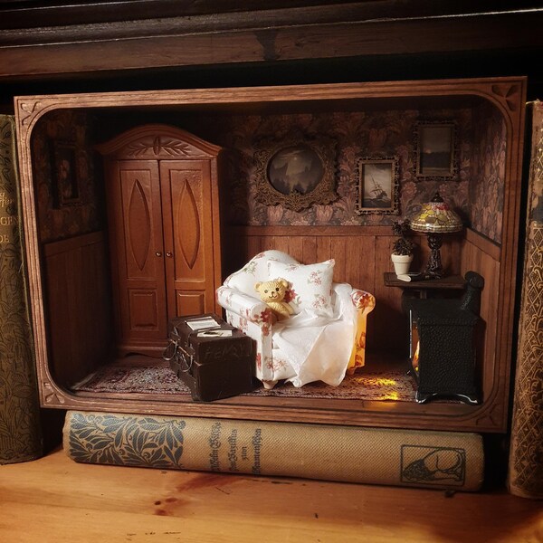 Bookshelf Diorama - Etsy