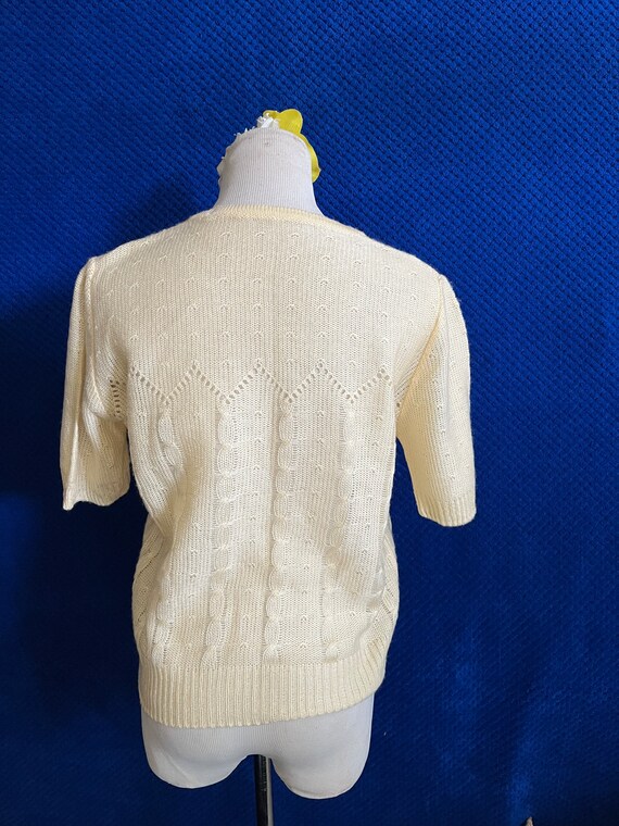 1940s 1950s lemon yellow short sleeve sweater fine kn… - Gem