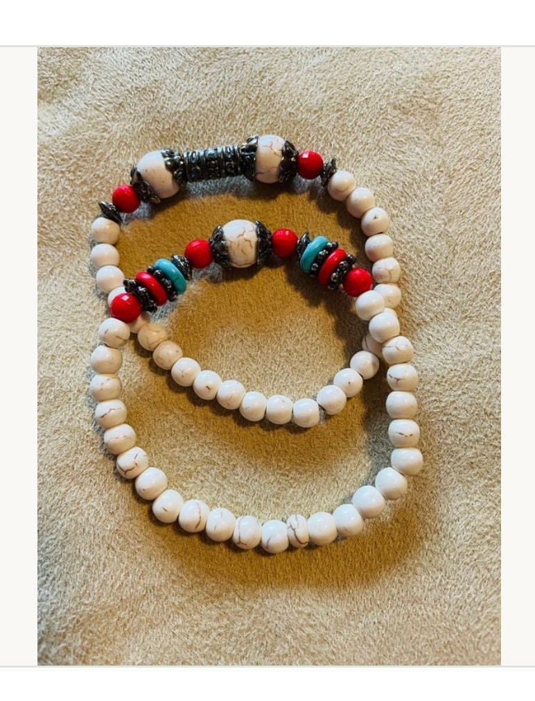 Set of 2 Bracelets With Turquoise Beads - Etsy