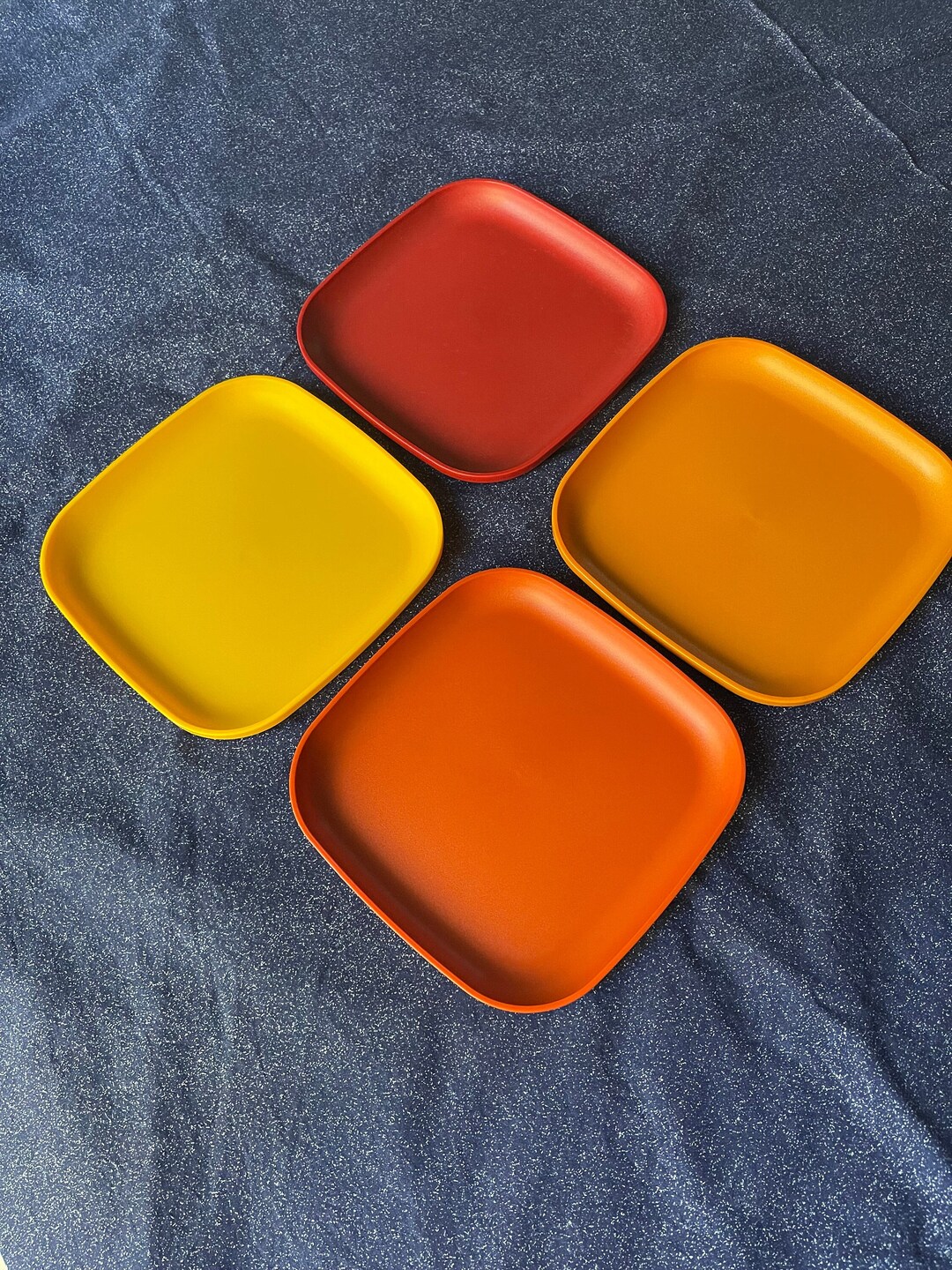 Vintage Tupperware Mini 8x8 Square Plastic Plates Raised Edge - Etsy