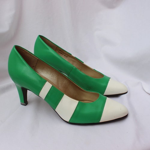 STUNNING Kelly Green Pumps Sz 7 Vintage Bandolino Ladies | Etsy