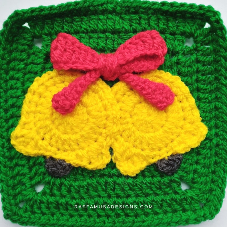Crochet Pattern Christmas Bells and Bow Appliques Crochet - Etsy