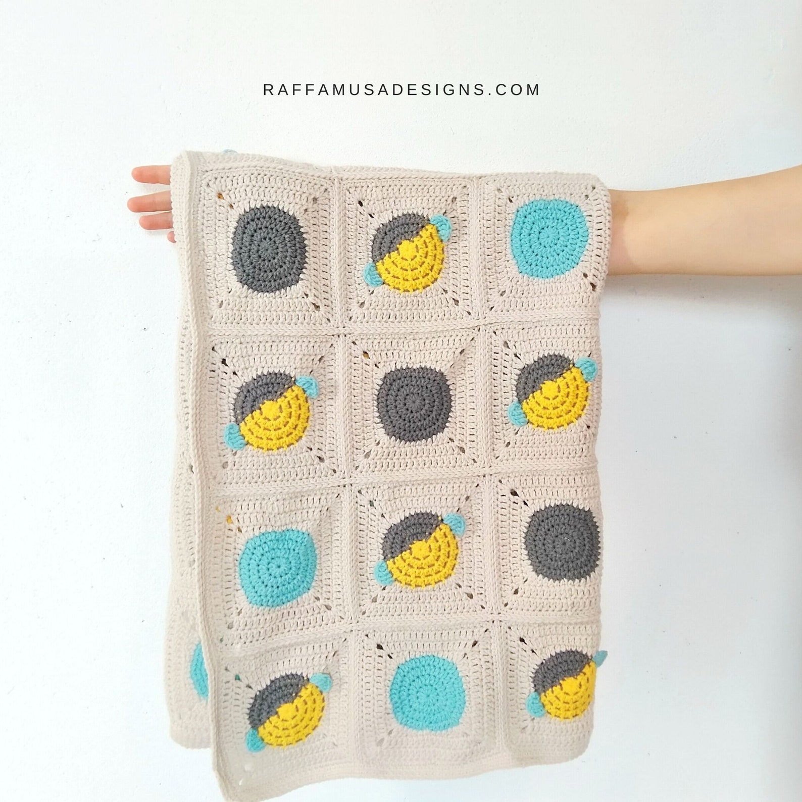 Crochet Pattern Bee Granny Square Blanket Nursery Décor - Etsy