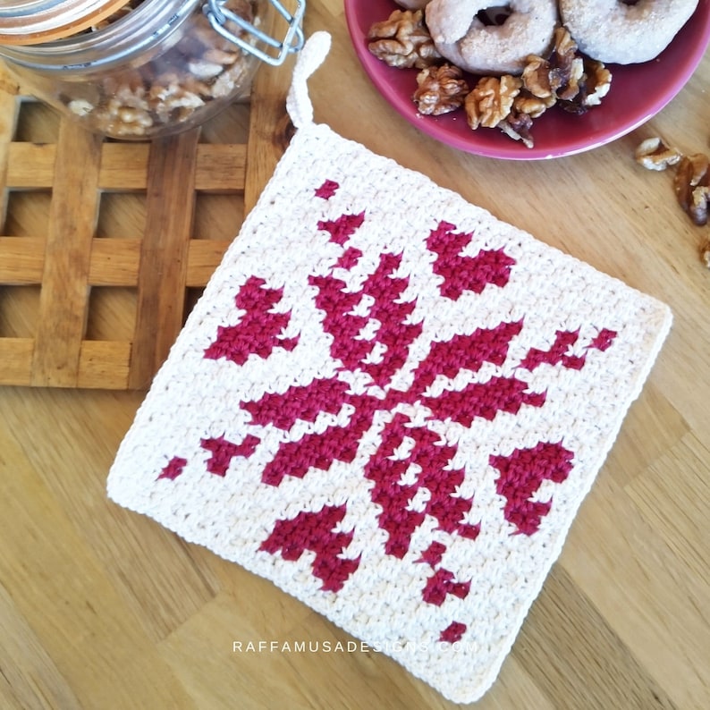 Crochet Pattern Nordic Christmas Snowflake Potholder - Etsy