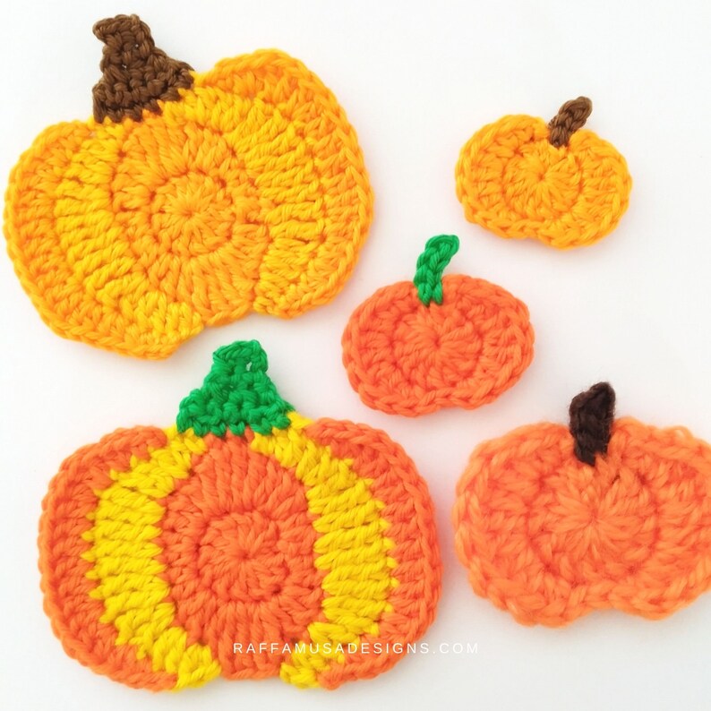 Crochet Pattern ~ Pumpkin Appliques - Fall & Halloween Decor ...