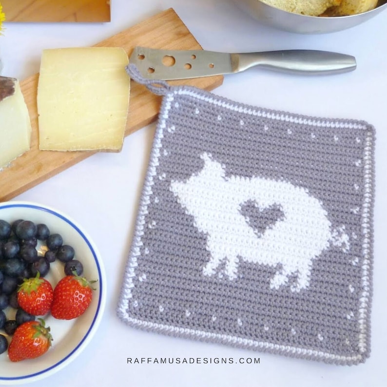Crochet Pattern ~ Pig Potholder - Tapestry Crochet Hot Pad – Farmhouse ...