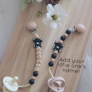 Highland Cow Pacifier Clip | Farm Pacifier Clip | Cow Dummy Clip | Cow ...