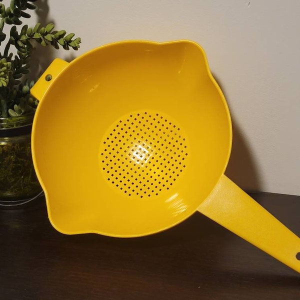 Yellow Tupperware - Etsy