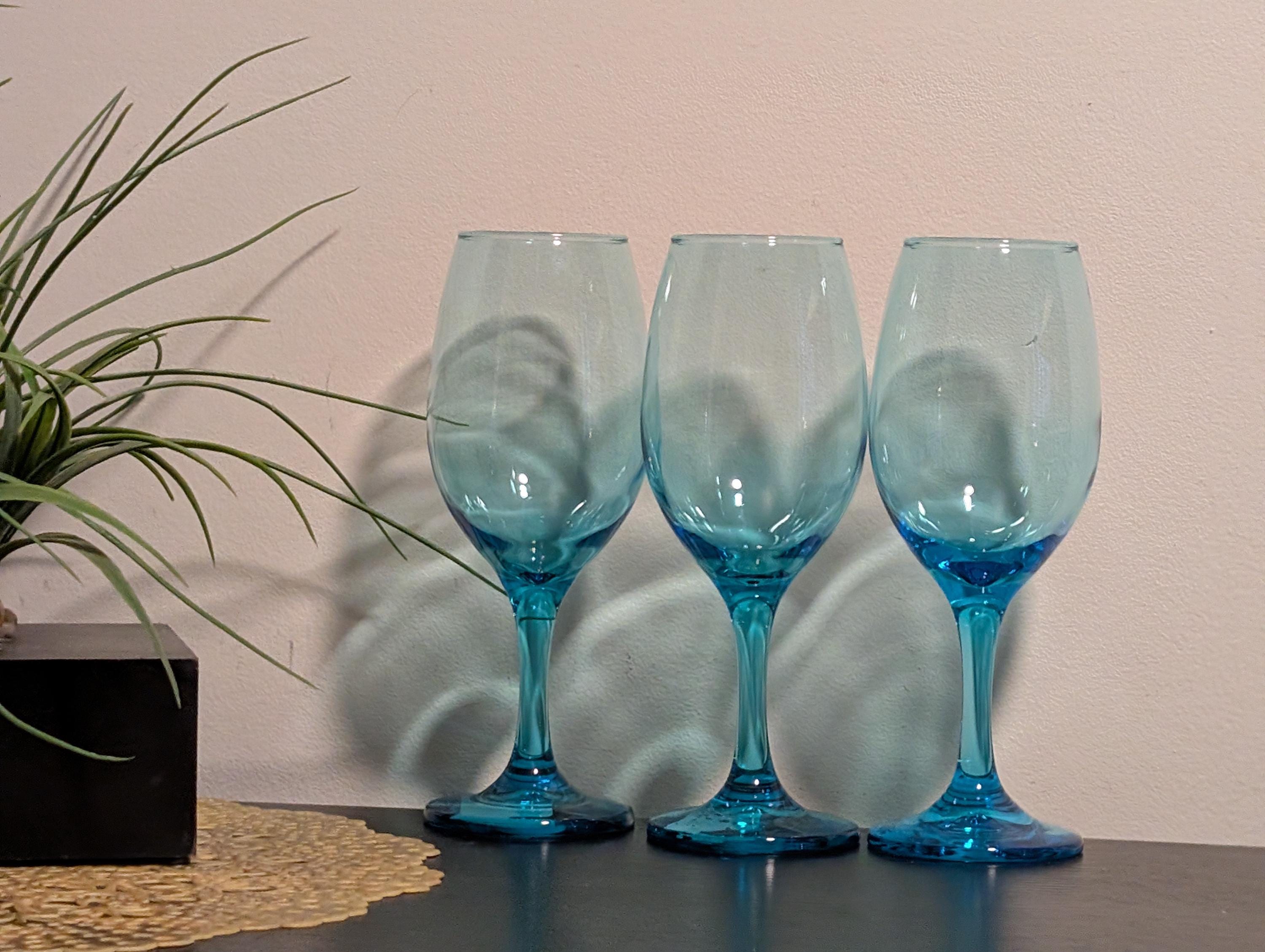 Awesome Cristar Rioja Electric Blue 13oz Water Goblet Set of 3 ...