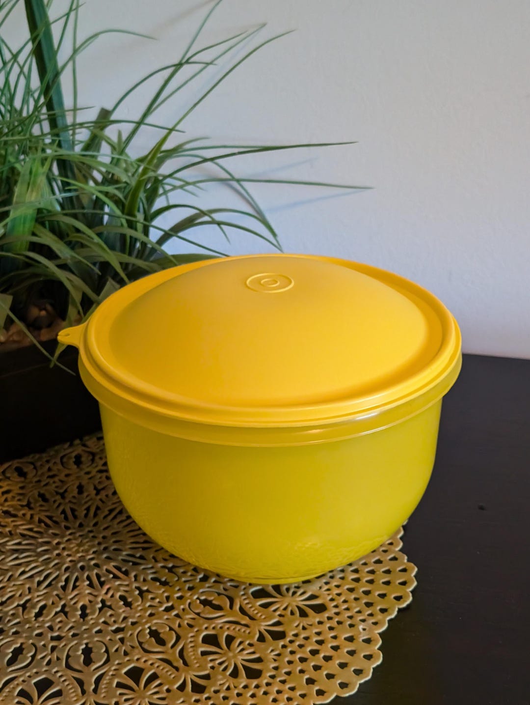 Awesome Bright Yellow Tupperware 1424 Vegetable/lettuce Crisper Bowl - Etsy