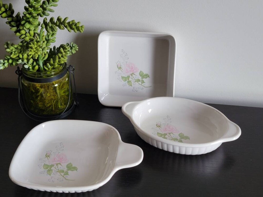 Super Cool Vintage Stoneware Style 3pc White Cookware Set With Pink ...