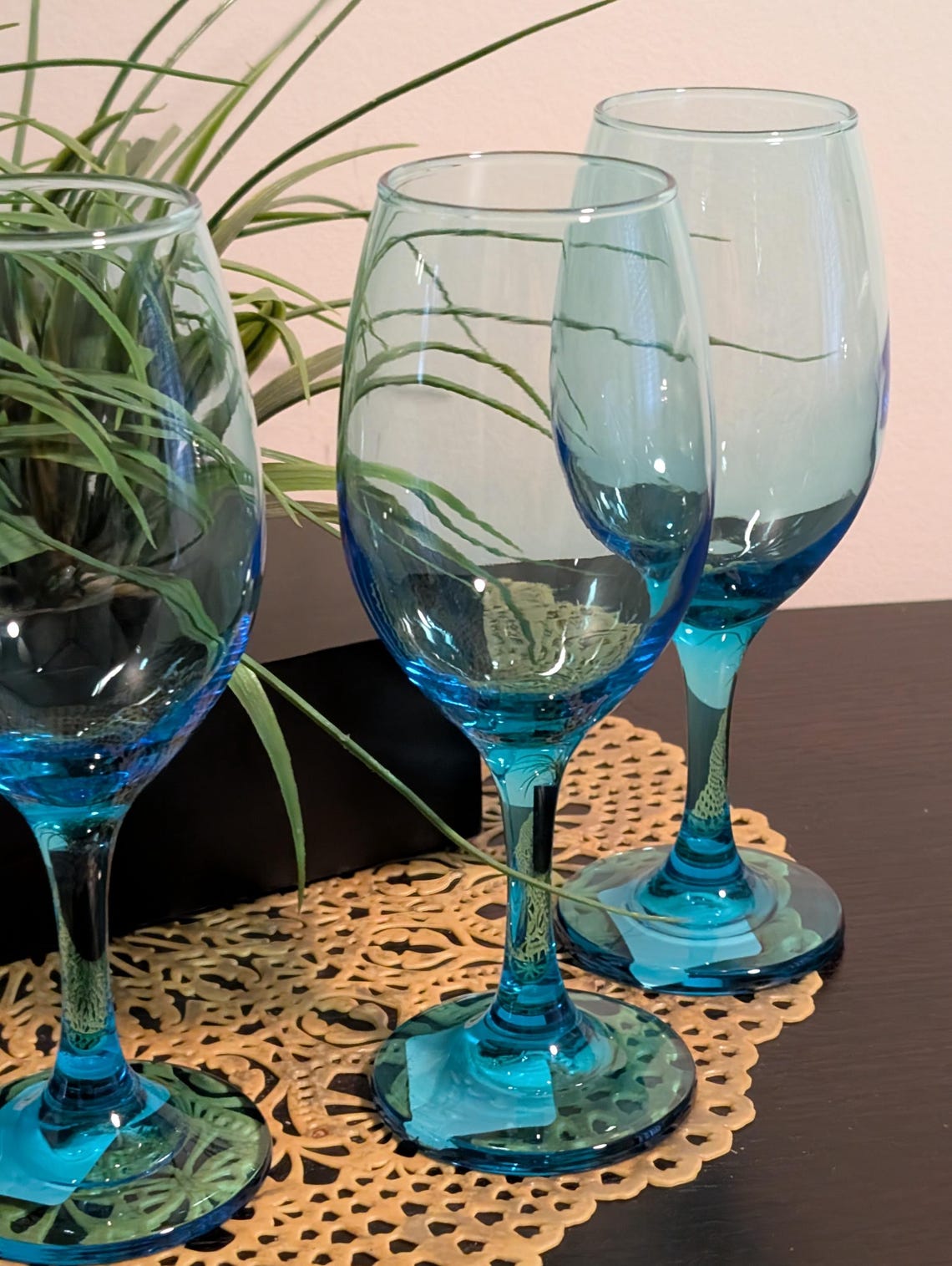 Awesome Cristar Rioja Electric Blue 13oz Water Goblet Set of 3 ...