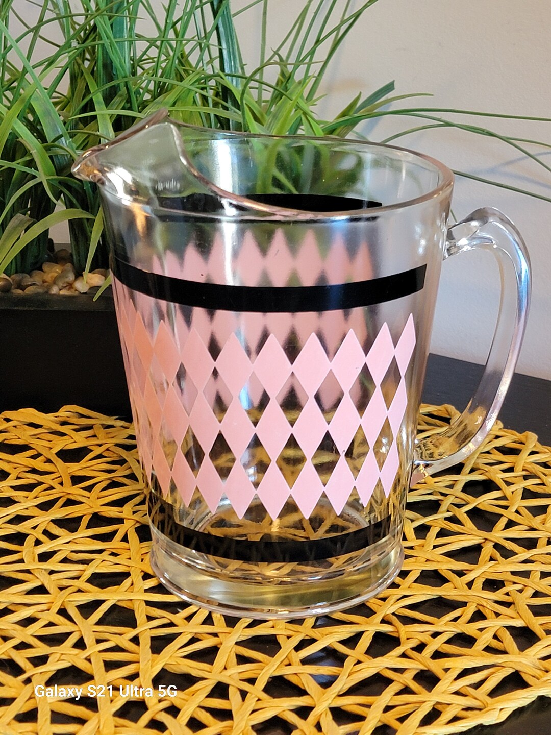 Awesome Hazel Atlas Harlequin Argyle Pink Heavy-duty 64oz Ice Lip ...