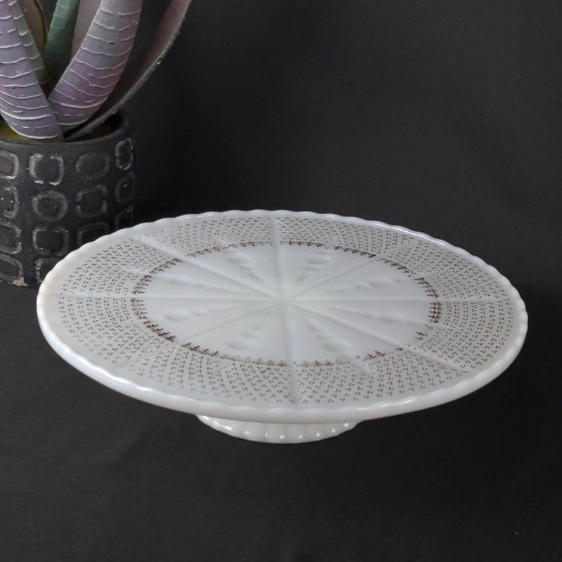 Antique Gold Cake Stand - Etsy