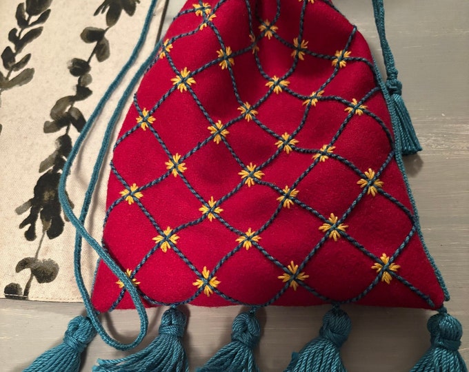 Embroidered Medieval Drawstring Purse - Etsy