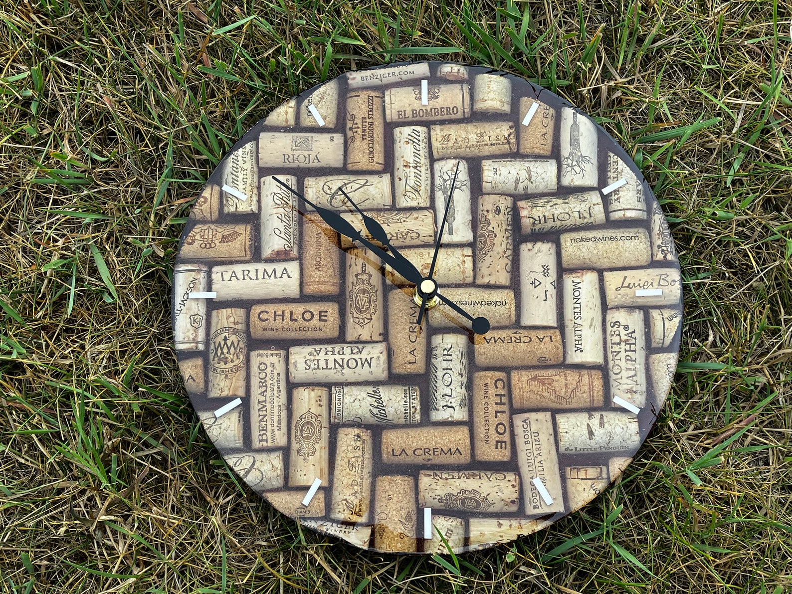 1 Only -10" Wine Cork Resin Clock / Resin Painting / Handmade / Canada ...