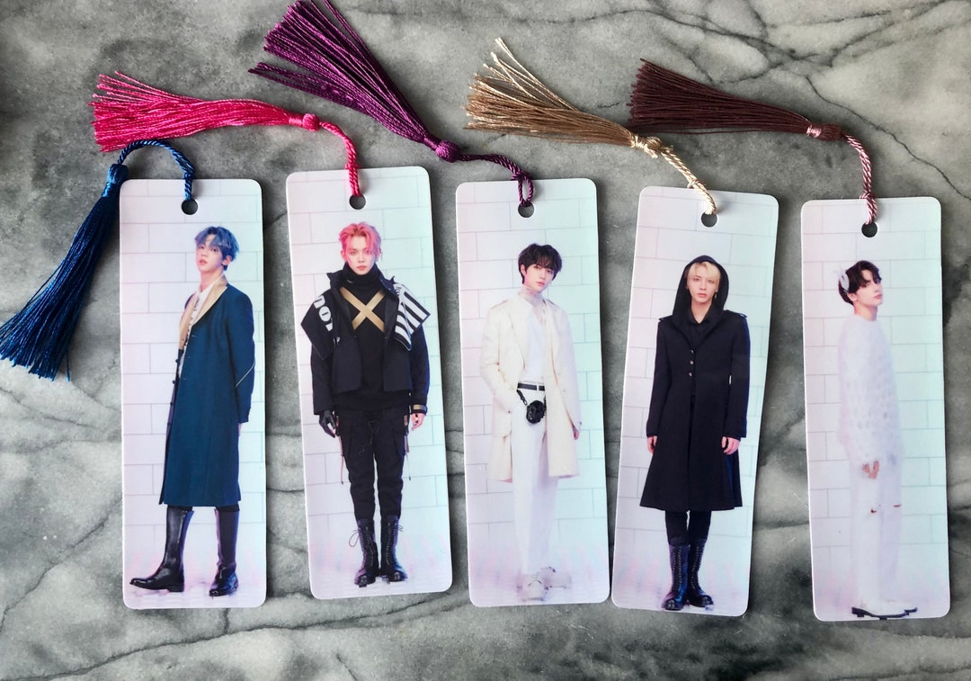 Laminated TXT Blue Hour VR Bookmarks With Tassels - Etsy