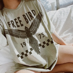 Freebird Graphic Tee, Retro Vintage Inspired Tshirt, Boho Hippie Tee - Etsy