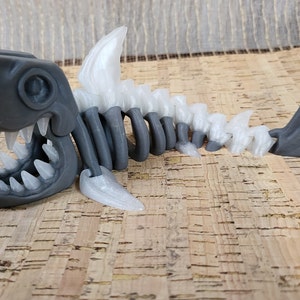 Flexi Shark - Flexi Factory Shark Articulated Skeleton 3D Printed ...