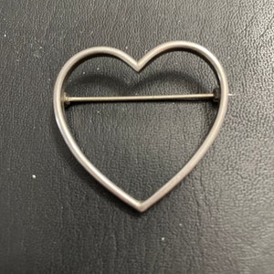 Women's Vintage Sterling Silver Medium Sized Heart Pin - Etsy