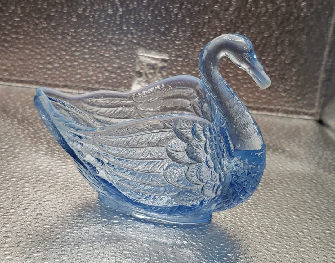 Blue Opalescent Art Glass Fenton Swan Bowl Vintage Hard to Find! 4" X 4 ...
