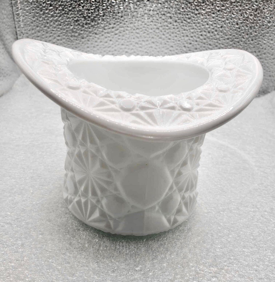 Vintage Fenton White Milk Glass Top Hat - Daisy and Button Pattern for ...