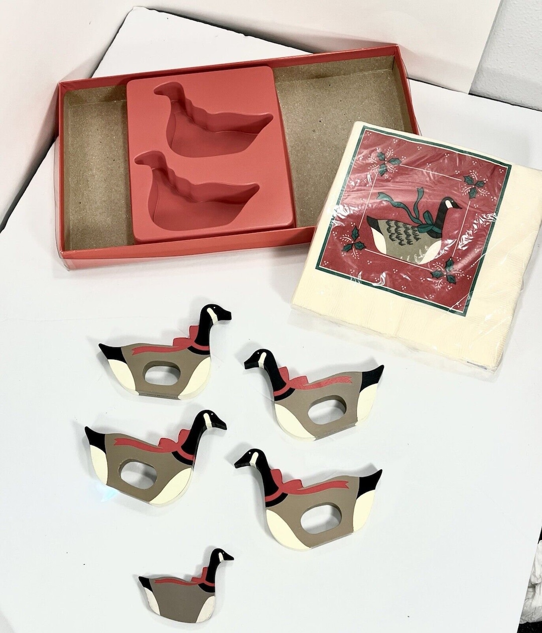 CUTE Vintage Country Canadian Goose Napkin Holders Hallmark - Etsy