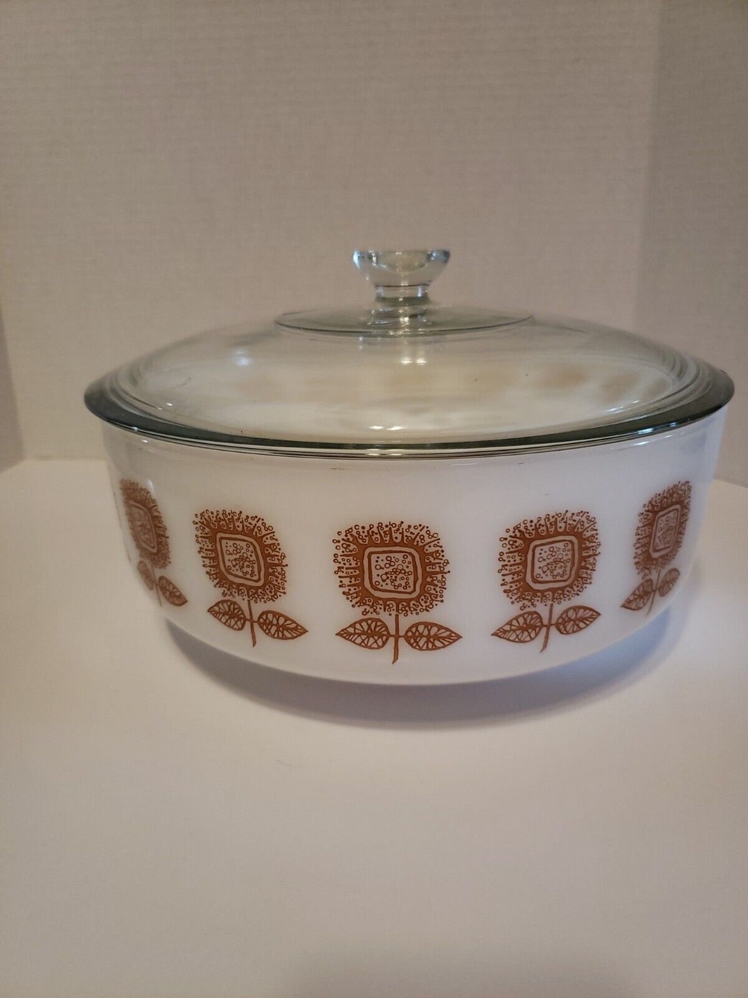 Vintage Bakeware 1960s Casserole Dish With Lid in Milk Glass With Retro ...