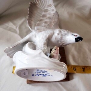 Majestic Eagle Captues Rainbow Trout Porcelain Statue Large Detailed Figurine by MUSEO 1974 1st ...