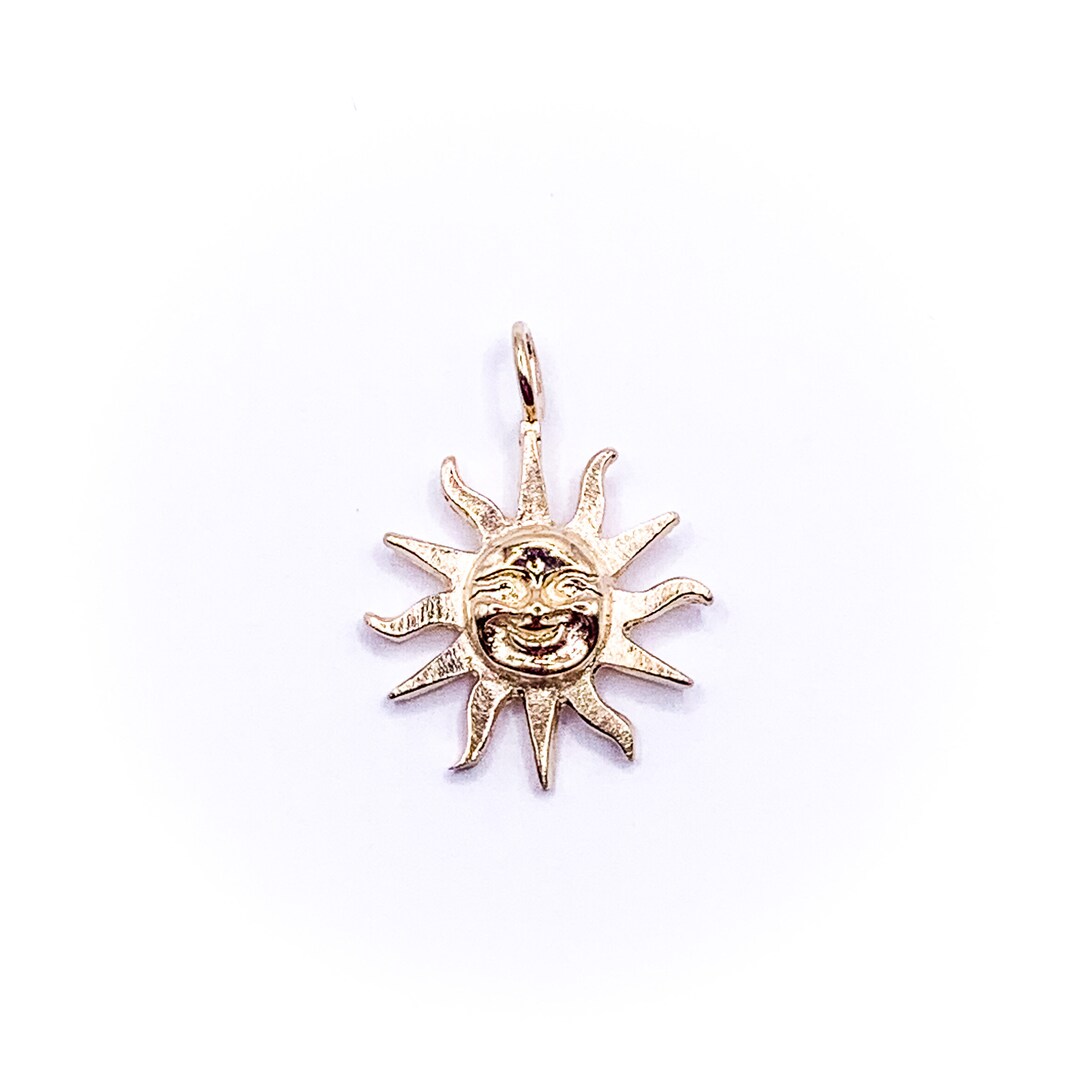 14k Yellow Gold Star Burst Smiling Sun Charm - Etsy