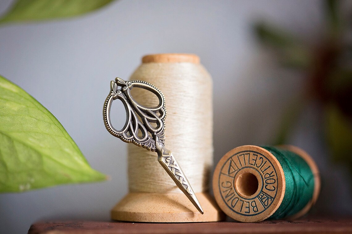 Stitchcraft Golden Scissors PIN 19th Century Victorian | Etsy