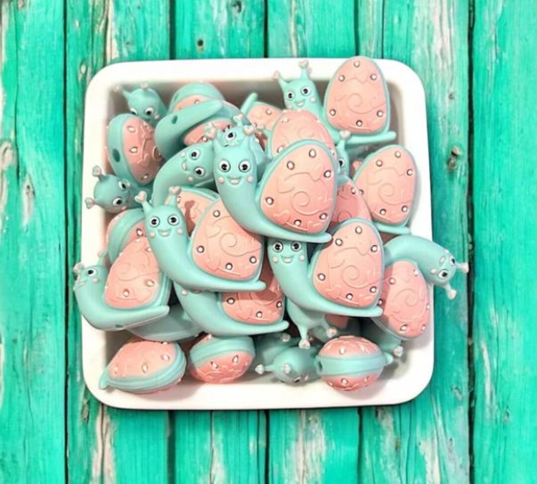 2 Pack: Shelly the Snail 3D Silicone Focal Bead - 30mm - Etsy