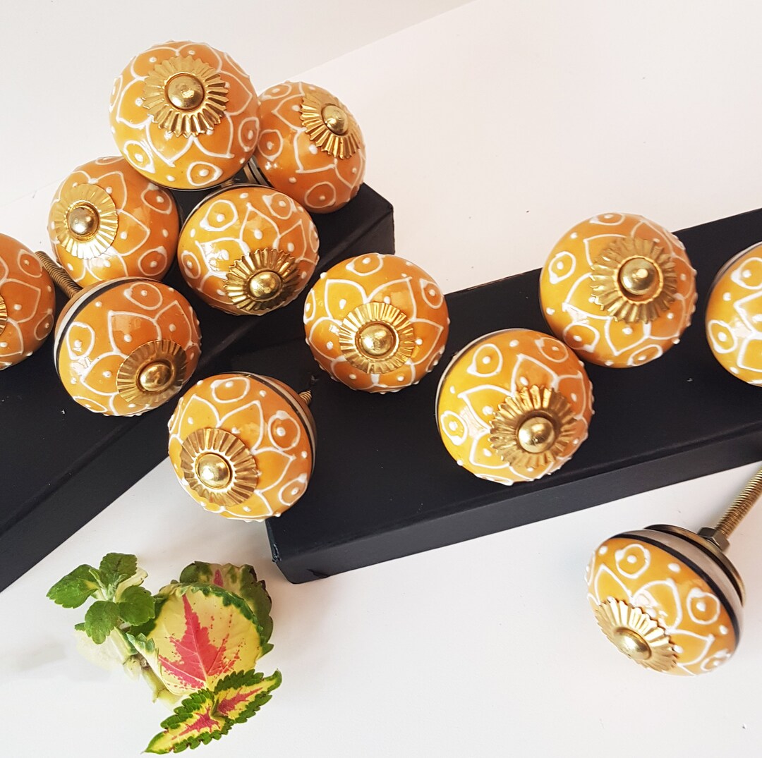 Set of 12 Cabinet Knobs for Kitchen Cupboards & Dresser Drawers. Hand ...