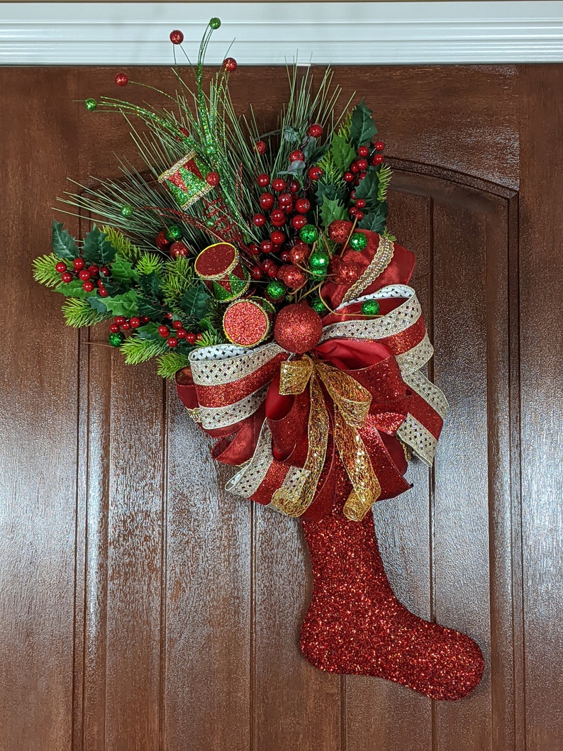 Christmas Wreath | Christmas Stocking Wreath | Holiday Wreath | D ...