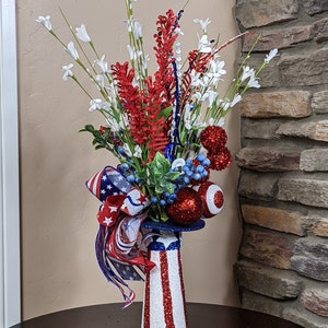 Patriotic Centerpiece Americana Arrangement Patriotic | Etsy
