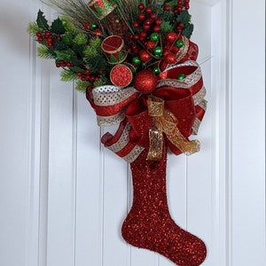 Christmas Wreath | Christmas Stocking Wreath | Holiday Wreath | D ...
