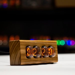 Nixie Tube Clock IN-12 on 4 Lamps - Etsy