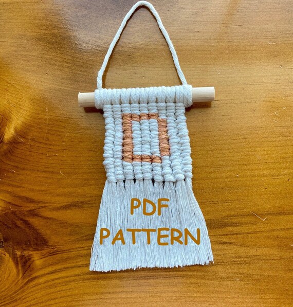 PATTERN Modern Macrame Letter d Mini Wall | Etsy