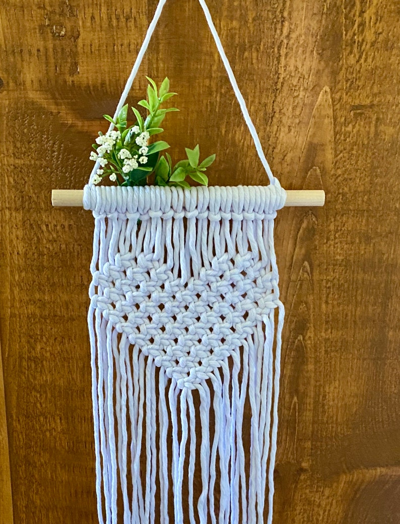 Macrame Wall Hanging Pattern Small Heart Wall Hanging | Etsy