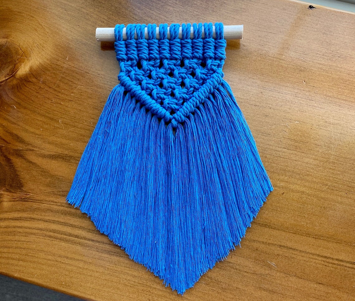 Macrame Wall Hanging Pattern Loops and Squares Small - Etsy