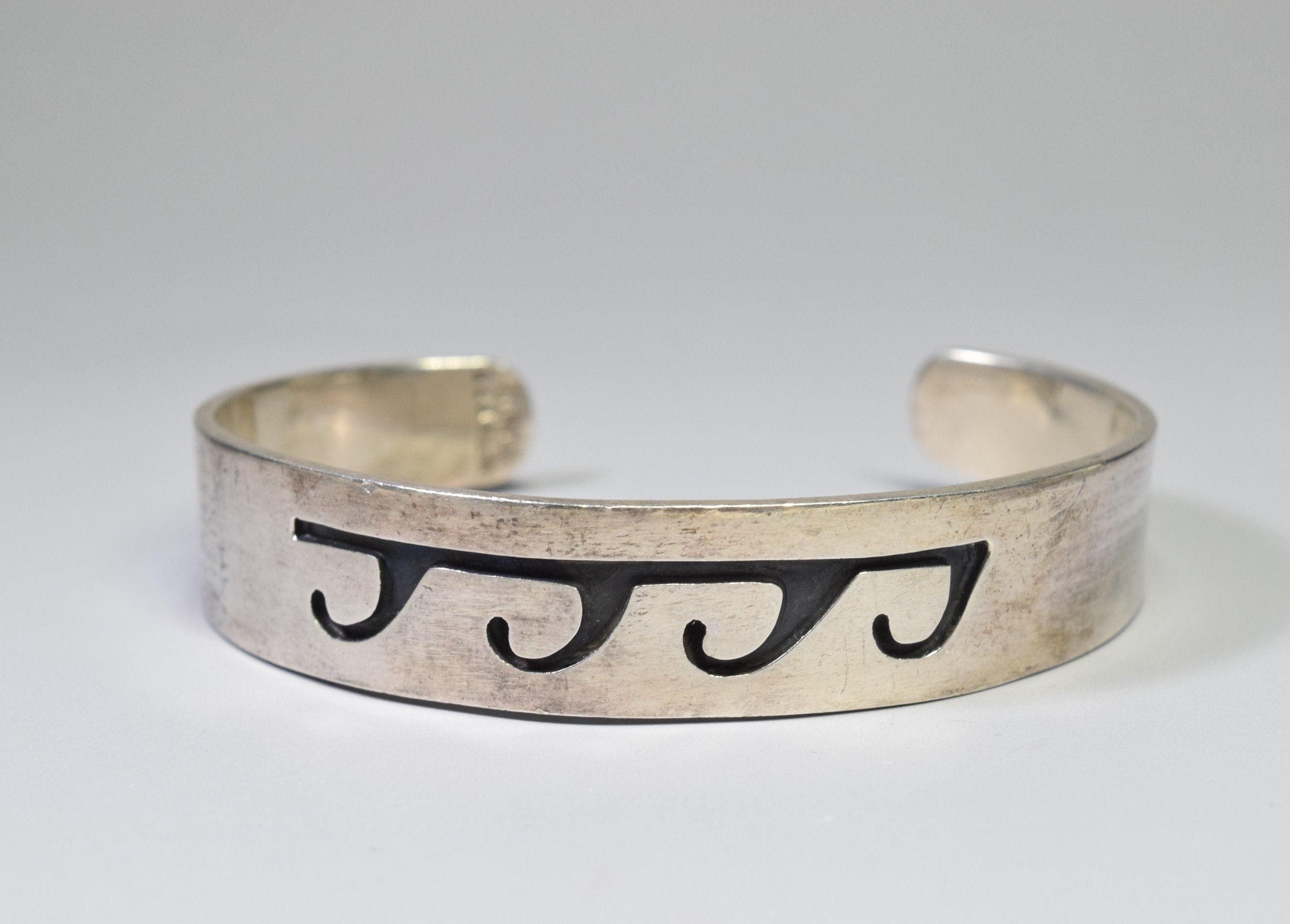 39％割引【最安値に挑戦】 HOPI WAVE & CLOUD BRACELET ブレスレット SILVER ブレスレット アクセサリー ...