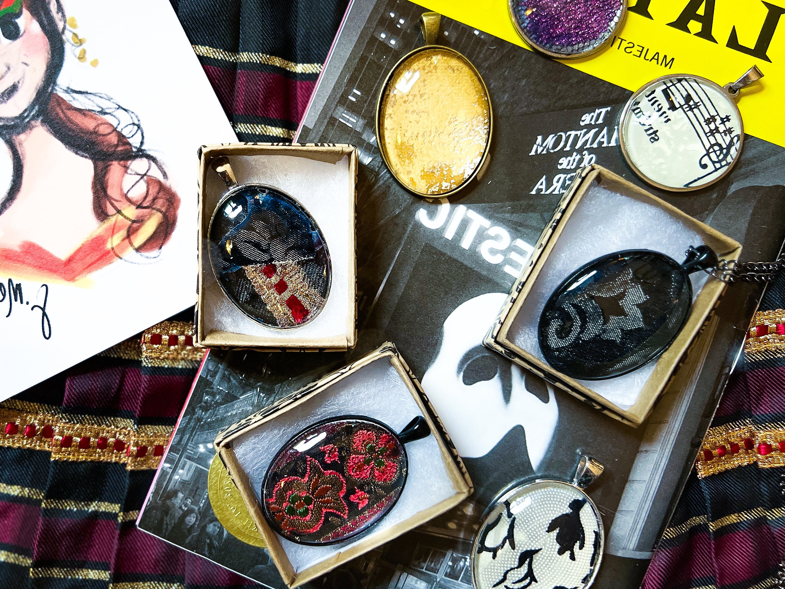 Phantom of the Opera Fabric Pendant – Carlotta Giudicelli, Broadway - Etsy