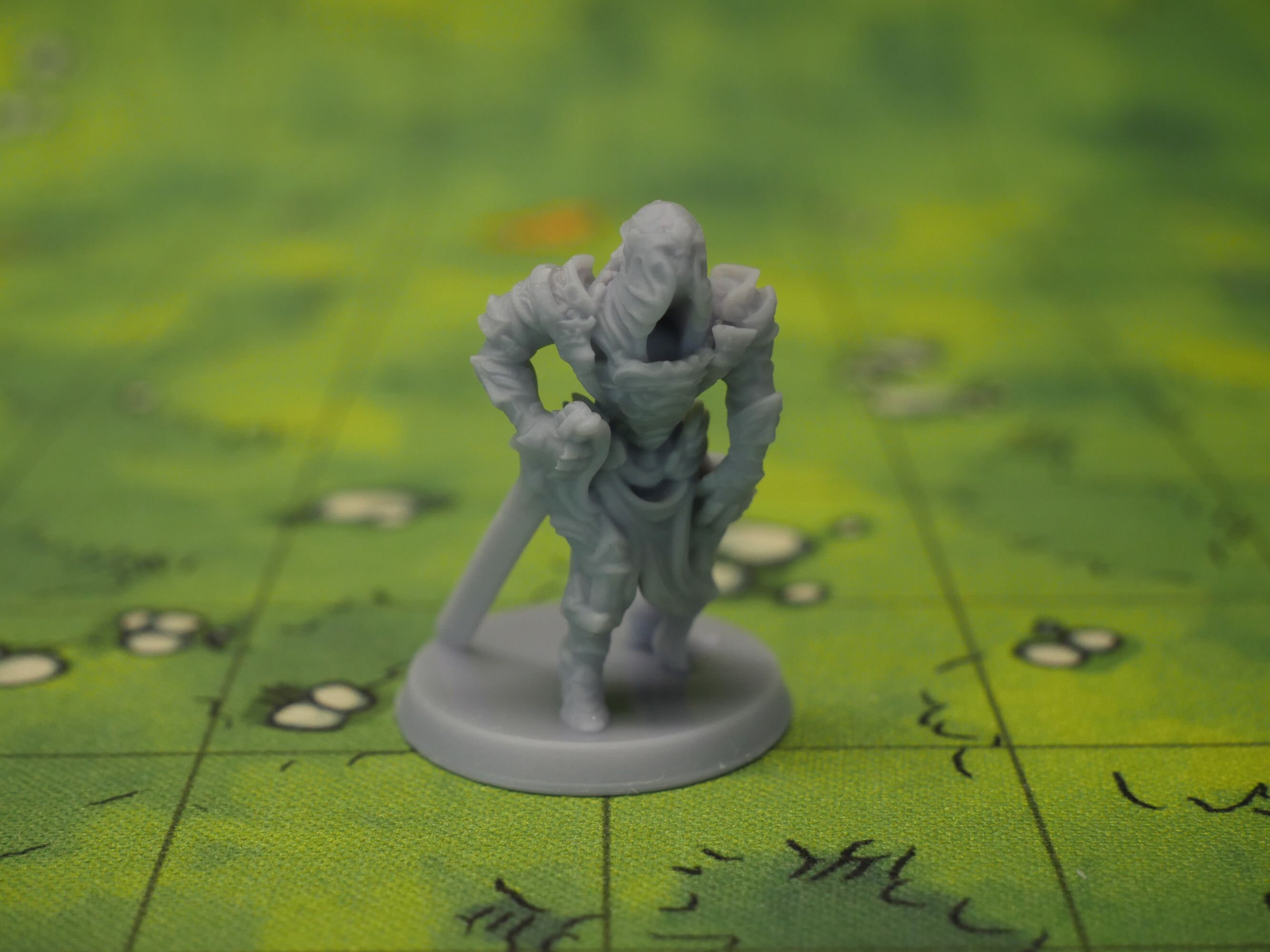 Role Playing Miniatures Mechanical Warrior Dread Knight Armor Elemental ...