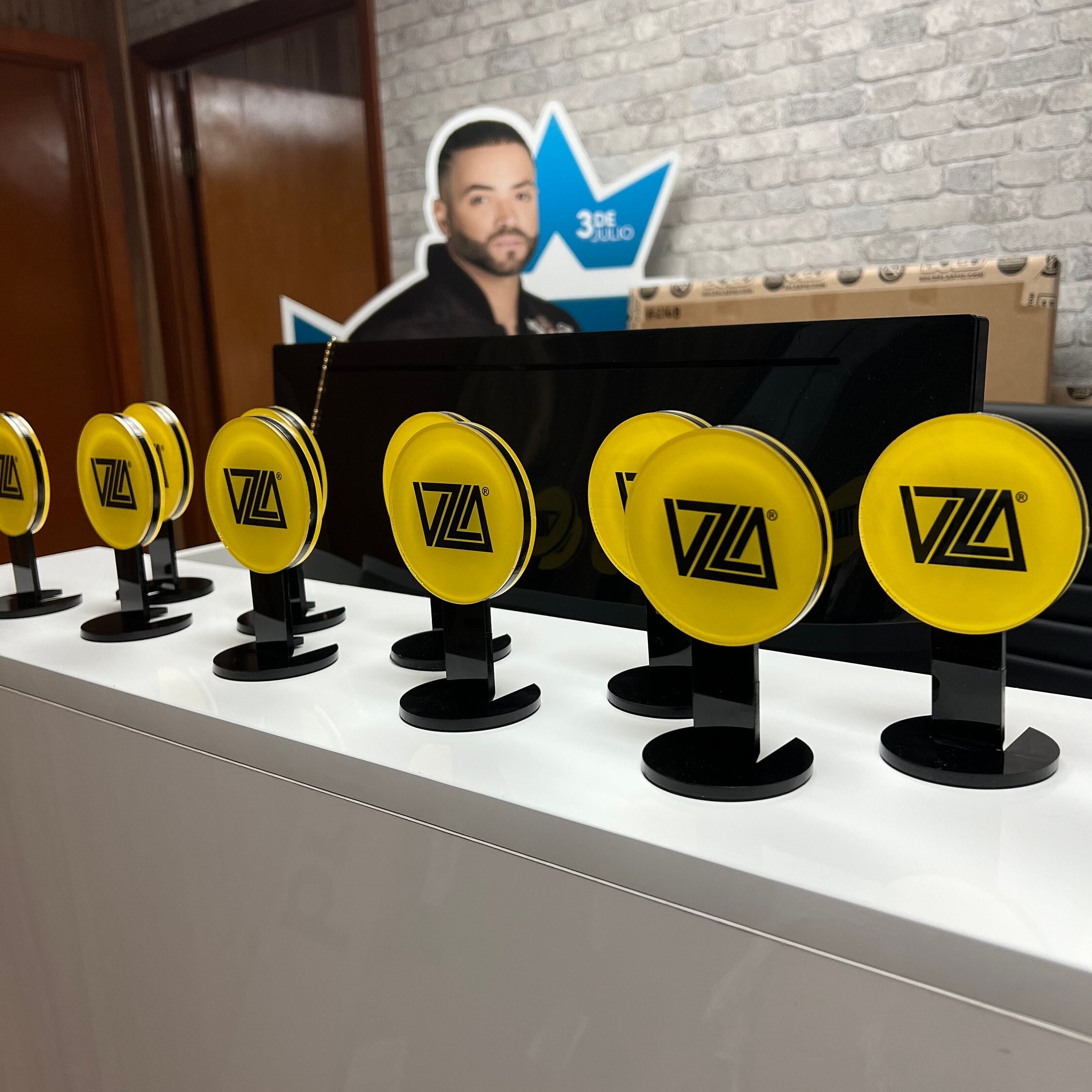 Custom Tabletop Acrylic Sign Perfect for Reception Office - Etsy