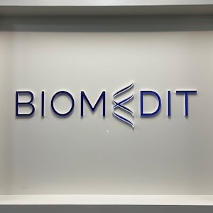 CUSTOM SIGNS - Turn Your Business Logo Into A 3D Custom Acrylic and ...