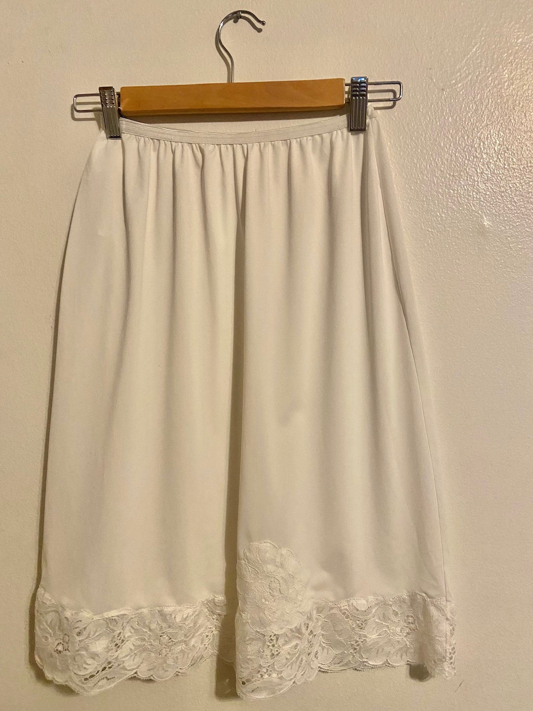 Vintage Van Realte White Half Slip With Lace Trim Size Medium - Etsy