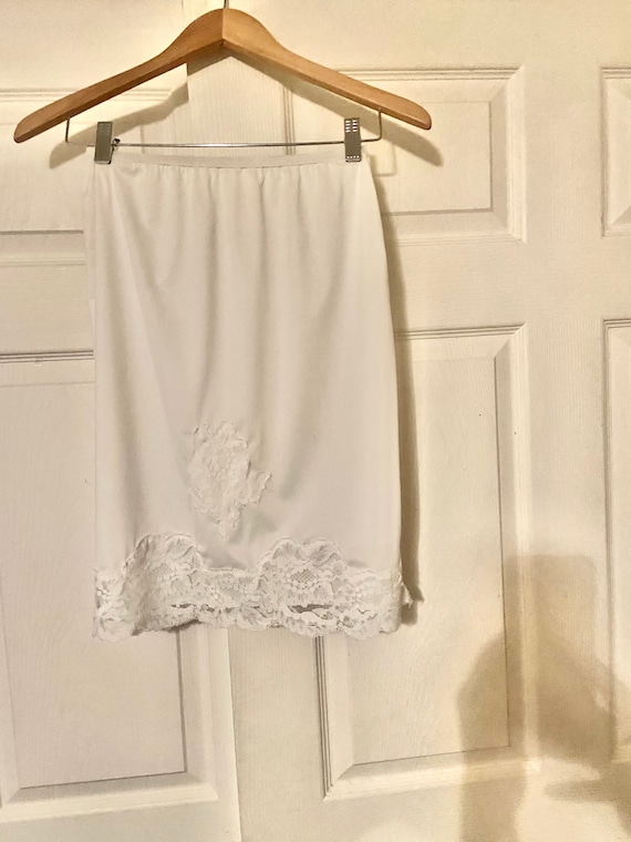 gaymode vintage slip size - Gem