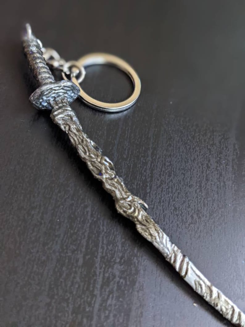 Dark Souls 3 Inspired Frayed Blade Keychain - Etsy