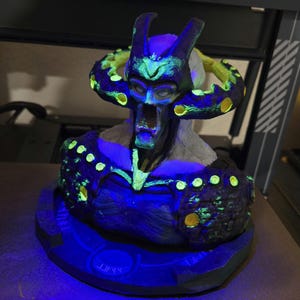 Guthix Runescape 3 Character Figure | 3D Print | God of Balance Statue ...