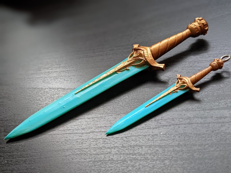Dark Souls Inspired Moonlight Greatsword Display Prop Glow in the Dark ...